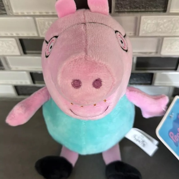 Hasbro | Toys | Peppa Pig Daddy Pig Plush Hasbro 9 Kawaii Brand New ...